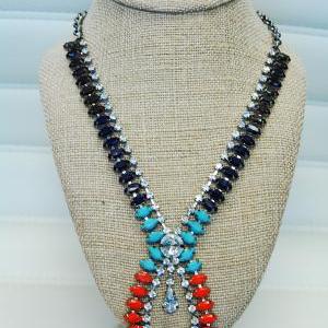 Bold Statement Necklace on Luulla